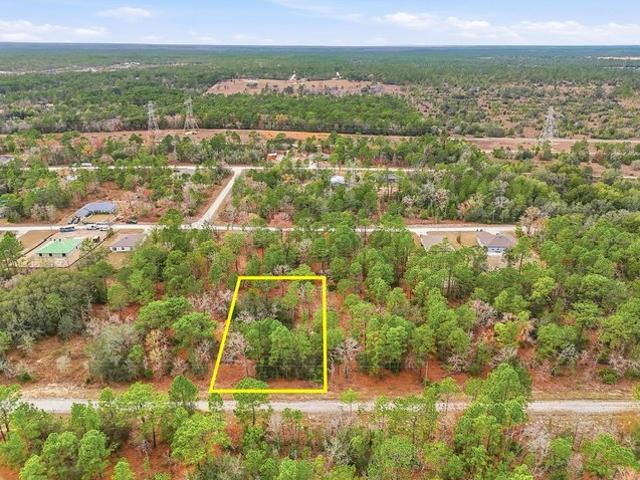 Cayman Rd, Weeki Wachee, FL 34614