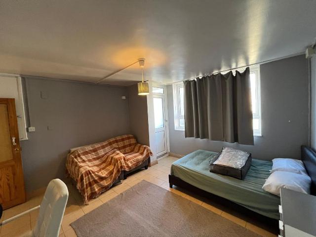 Cazenove Road, London N16, 3 bed flat to rent, £3,000 pcm | PrimeLocation