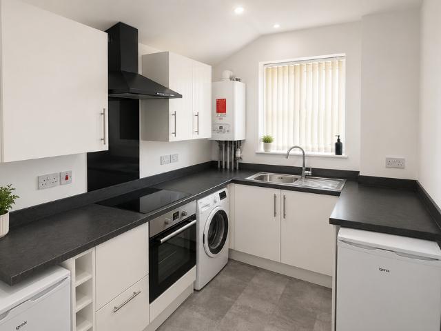 Cemetery Road, Smethwick B67, 2 bed flat to rent, £950 pcm | PrimeLocation