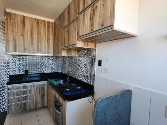 Centenário da Emancipação, Apartamento de 02 dormitórios com armários planejados