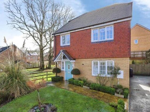 Centenary Drive, Heathfield, 4 Bedroom Detached