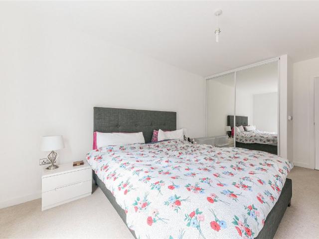 Centenary Heights, Larkwood Avenue, Greenwich, London SE10, 1 bed flat to rent, £2,000 pcm | PrimeLocation