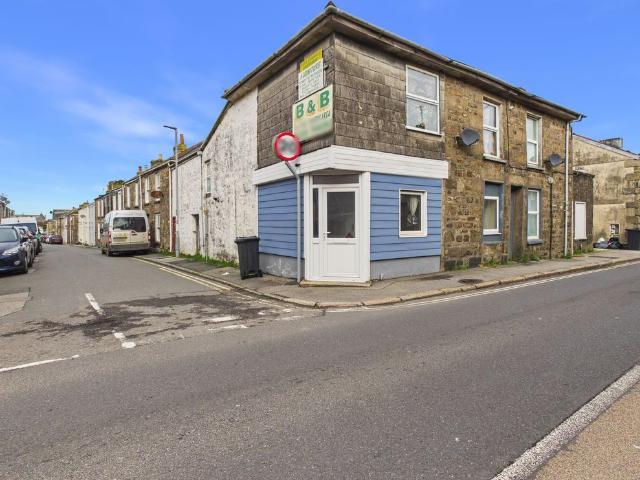 Centenary Street, Camborne TR14, 1 bed flat to rent, £650 pcm | PrimeLocation