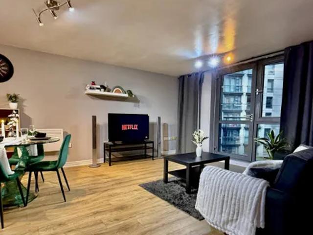 Centenary Plaza, 18 Holliday Street, Park Central, B1 1HH, United Kingdom | 2 bed apartment for rent #160327980 | Rentberry