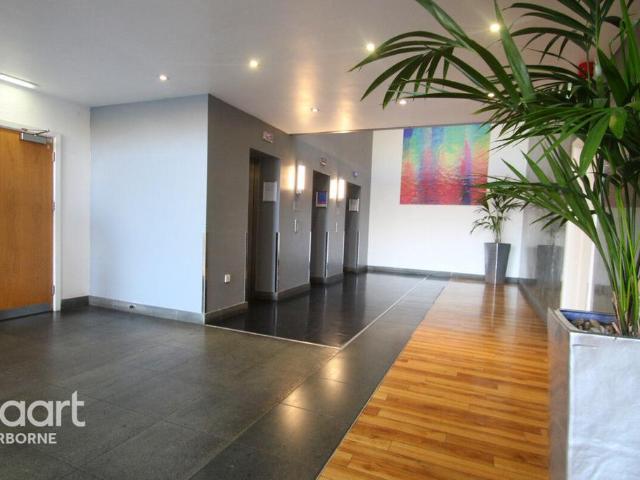 Centenary Plaza, Birmingham 1 bed apartment to rent £1,050 pcm £242 pw