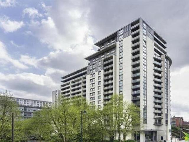 Centenary Plaza, Holliday Street, 3 Bedroom Apartment