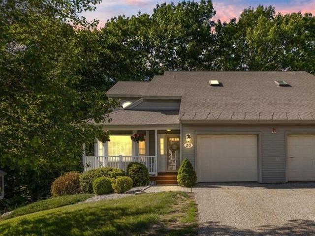 Centerview Rd, Atkinson, Condo For Sale