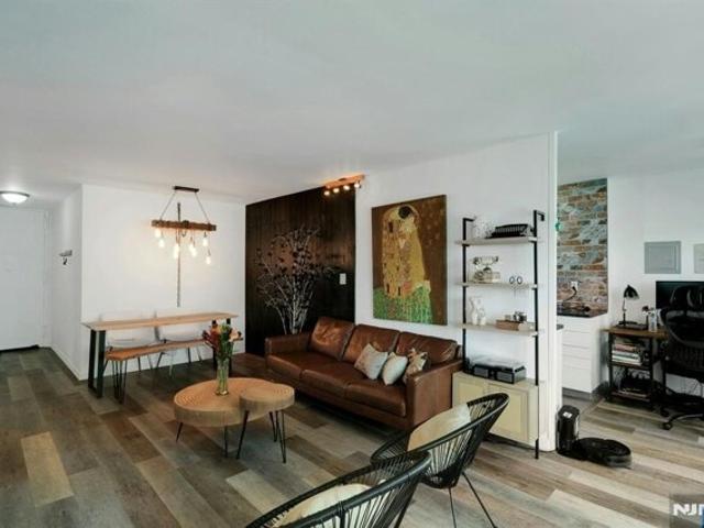 Center Ave Apt E, Fort Lee, Property For Sale