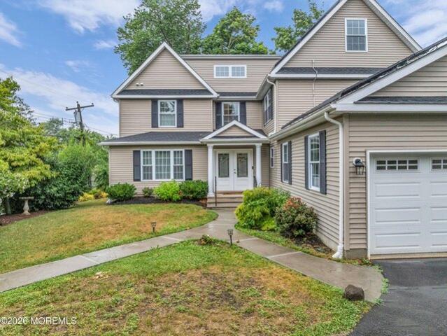 Center Ave, Leonardo, Home For Sale