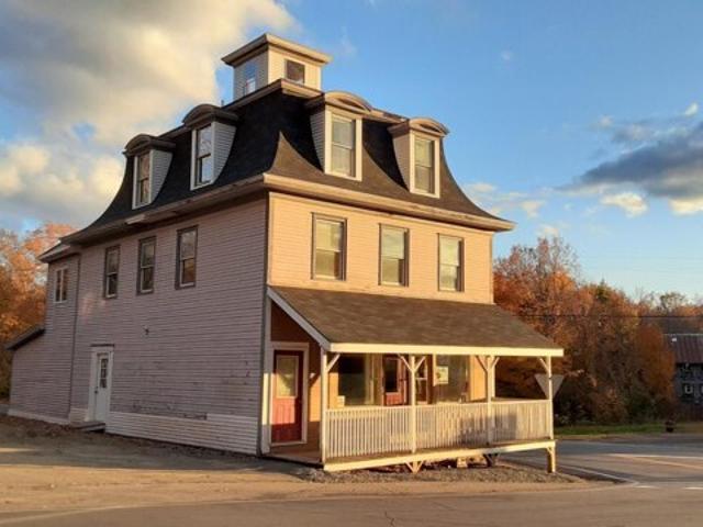 Center Hill Rd, Weld, Home For Sale