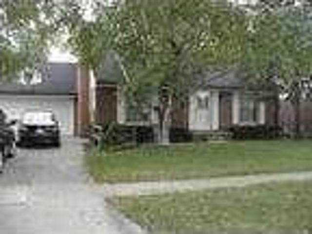 Center Line, MI, Macomb County Home for Sale 4 Bedroom 2 Baths