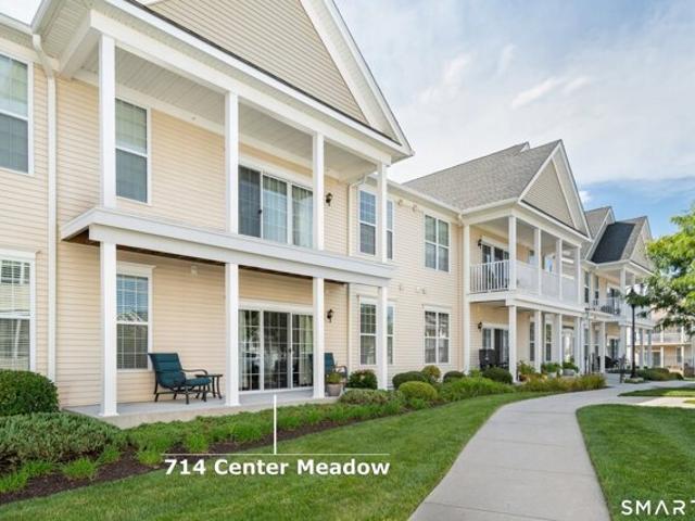 Center Meadow Ln Unit,danbury, Condo For Sale