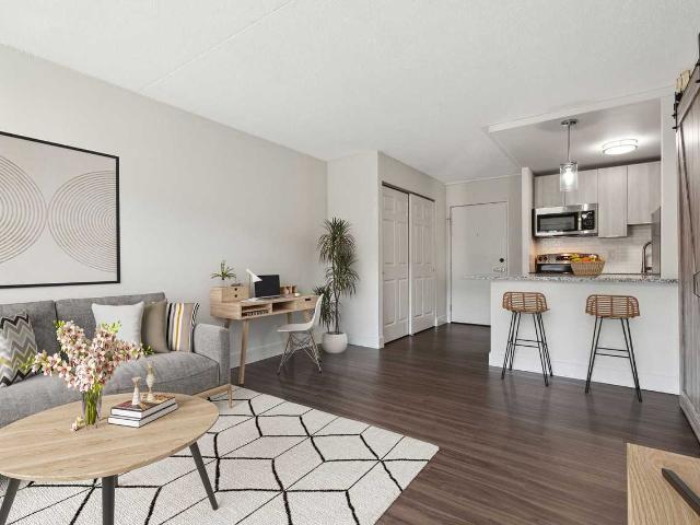 Center Square Apartments Studio Apartment for Rent at 555 N Broad St, Doylestown, PA 18901