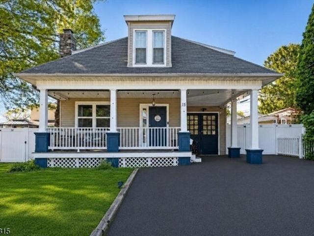 Center St, Mount Olive Township, Home For Sale