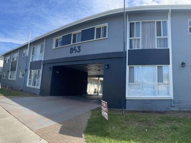 Center St. Studio Apartment for Rent at 853 Center St, Costa Mesa, CA 92627 Westside Costa Mesa