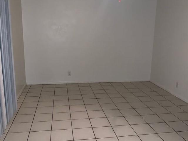Center St. Studio Apartment for Rent at 853 Center St, Costa Mesa, CA 92627 Westside Costa Mesa