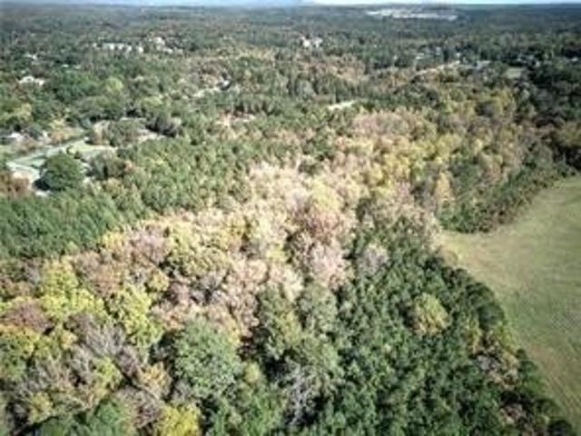 Center Rd, Cartersville, GA 30121