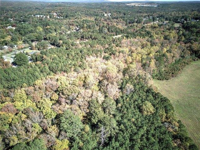 Center Rd, Cartersville, GA 30121