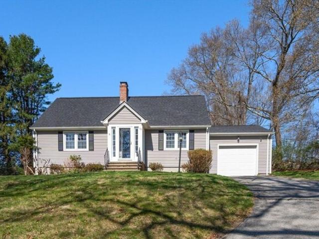 Center Rd, Dudley, Home For Sale