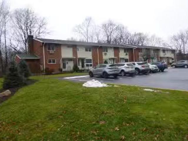 Centerbrook Rd