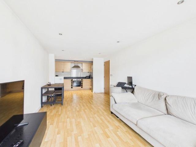 Centro, Camberley, Surrey, GU15
