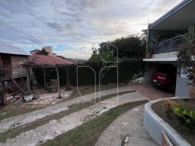 Centro Casa 2 quartos 3 banheiros em Marília