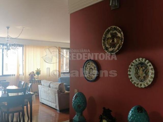 CENTRO Apartamento com 3 dormitórios para Venda