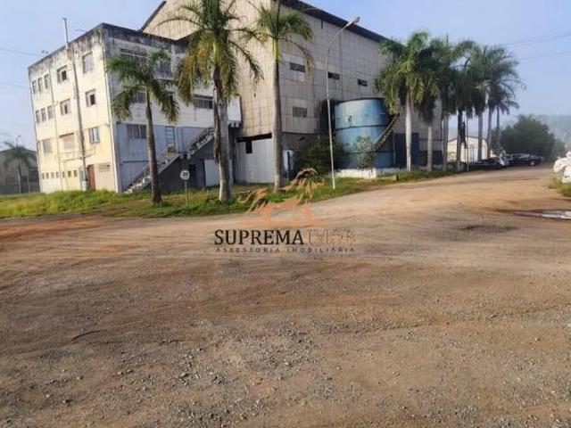 Centro empresarial à venda com 12.000m² Iperó/SP