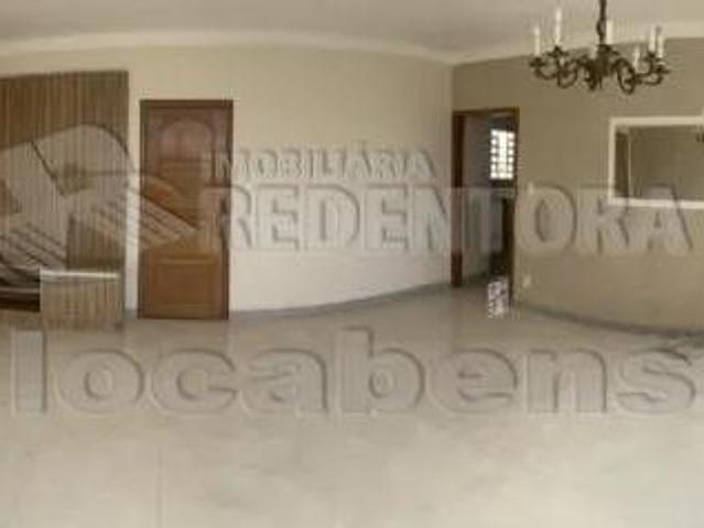 Centro Edifício Clipper Rio Preto Apartamento de 03 dormitórios