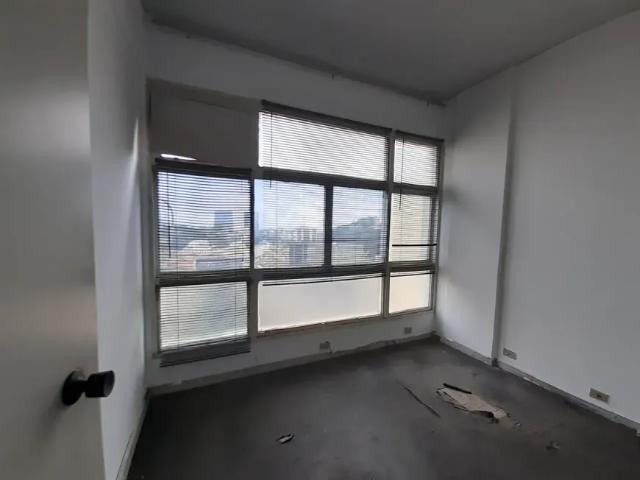 Centro | Sala Comercial | 27m² | Próx. Metrô Presidente Vargas