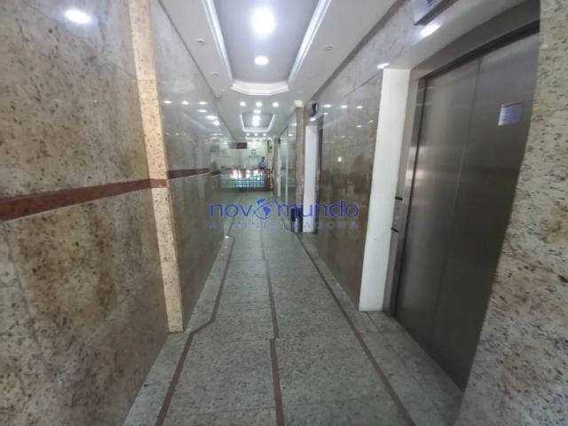 Centro proximo metrô estação uruguaiana sala c/ 20 m²