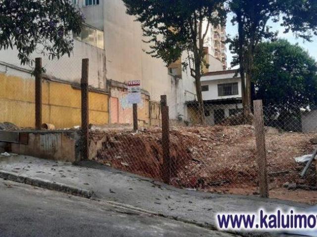CENTRO TERRENO COM 525M² 15M DE FRENTE