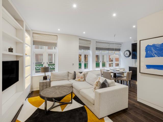 Central Mayfair apartment
