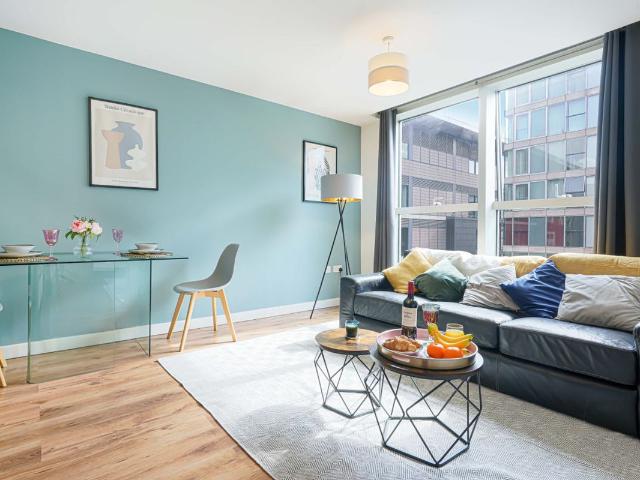 Central Milton Keynes MK9, 1 bed flat to rent, £2,760 pcm | PrimeLocation