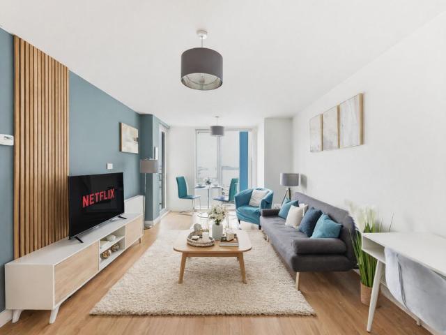 Central Milton Keynes MK9, 1 bed flat to rent, £2,760 pcm | PrimeLocation