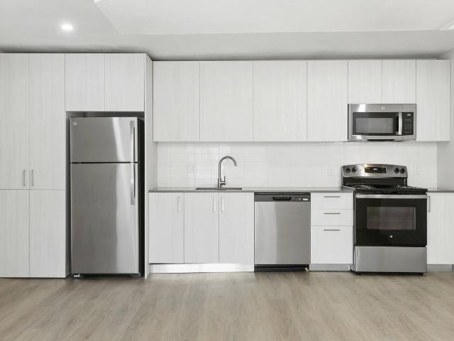 Central on Broadway 1 Bedroom Apartment for Rent at 2145 W Broadway Rd, Mesa, AZ 85202