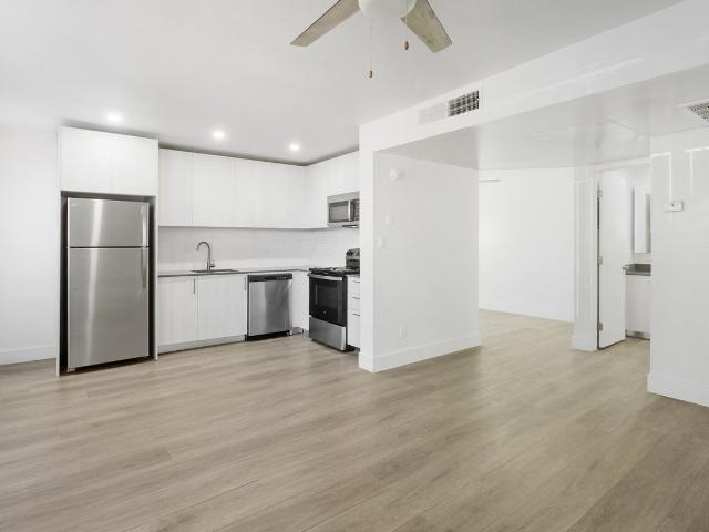 Central on Broadway 2 Bedroom Apartment for Rent at 2145 W Broadway Rd, Mesa, AZ 85202