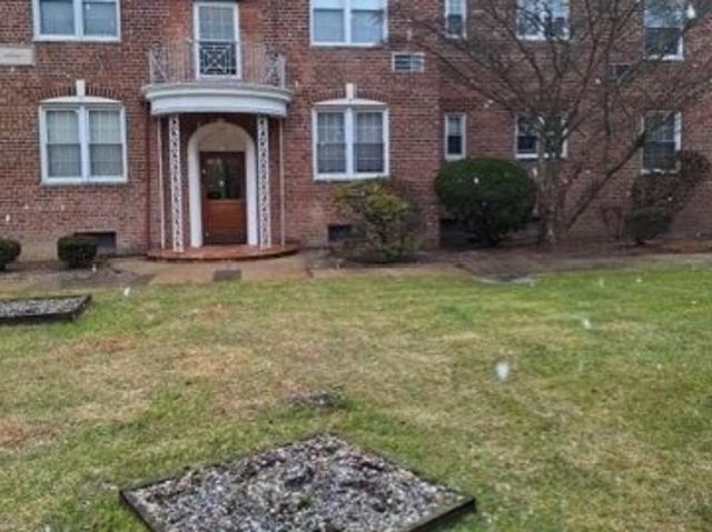 Central Ave Apt E, Lawrence, Property For Sale