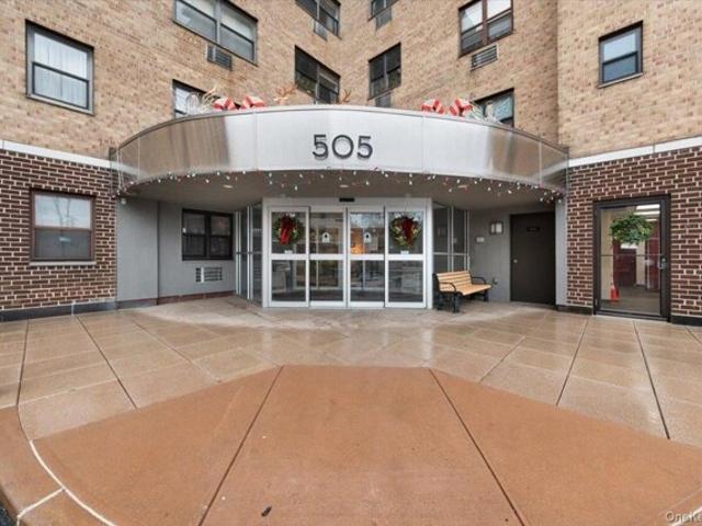 Central Ave Apt,white Plains, Property For Sale