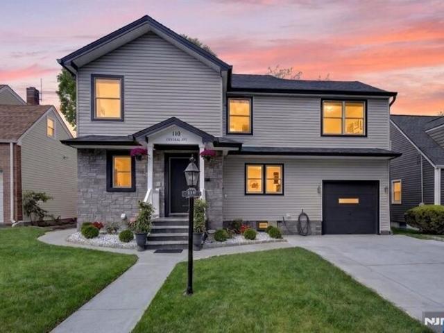 Central Ave, Rochelle Park, Home For Sale