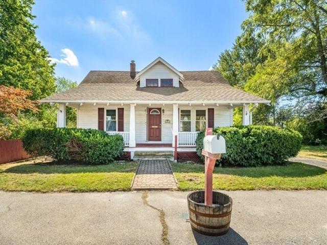 Central Ave, Seekonk, Home For Sale