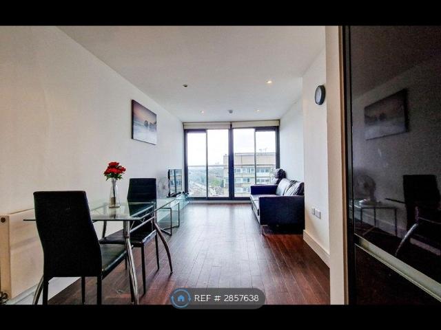 Central Apartments, Wembley HA9, 1 bed flat to rent, £1,800 pcm | PrimeLocation