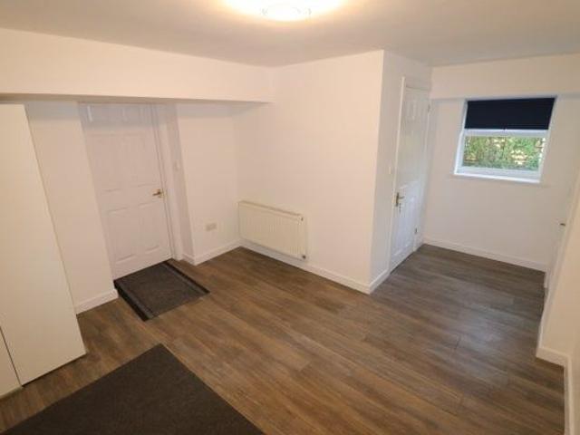 CENTRAL BILLERICAY, Property for rent