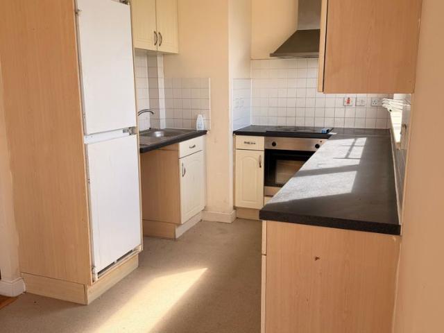 CENTRAL BLETCHLEY 1 BEDROOM APARTMENT