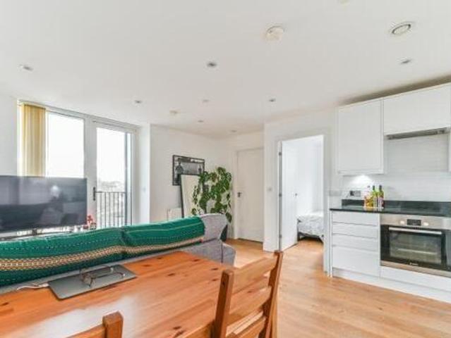 Central Cross Apartments, South End, 2 Bedroom Flat