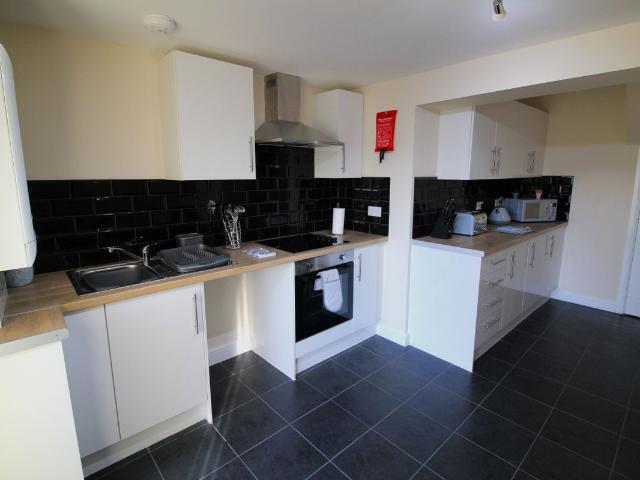 Central Drive, New Rossington DN11, New Rossington, Room to rent, £542 pcm | PrimeLocation
