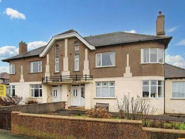 Central Drive, Walney, 2 Bedroom Flat