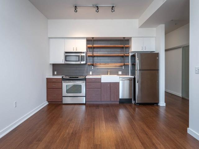 Central Eastside Lofts Studio Apartment for Rent at 111 Ne 6th Ave, Portland, OR 97232 Kerns