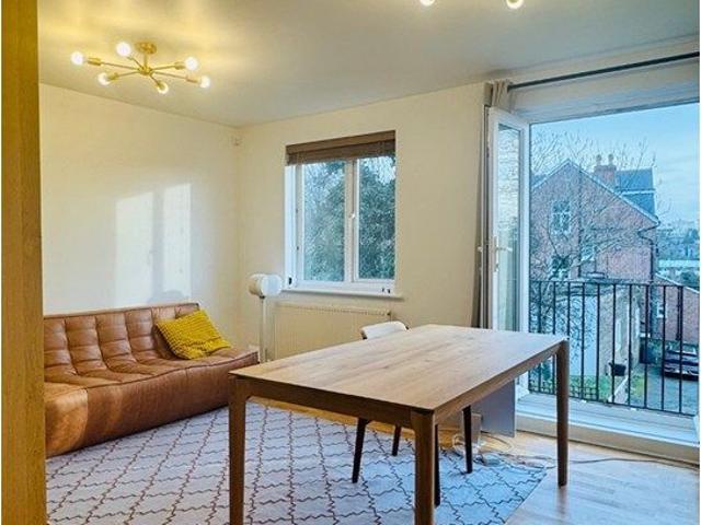 Central Hill, London SE19, 2 bed flat to rent, £1,800 pcm | PrimeLocation