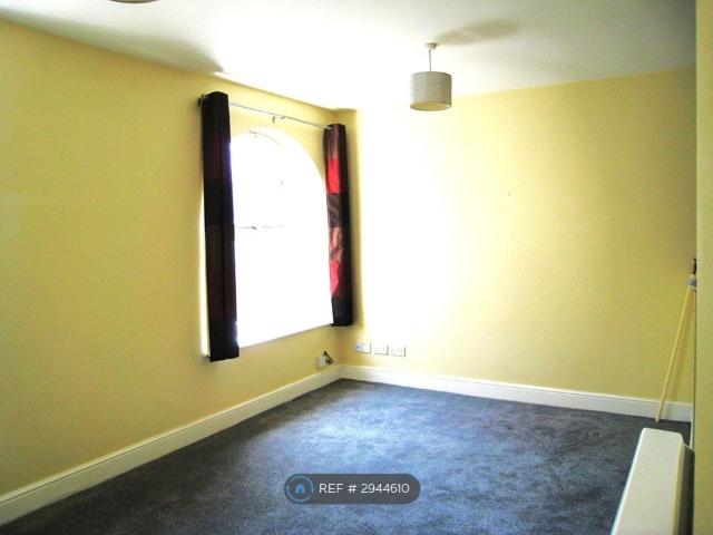 Central House, Exeter EX4, 1 bed flat to rent, £1,000 pcm | PrimeLocation